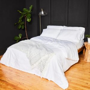 WAADI Queen Duvet Cover Set 4pcs- 100% Cotton Duvet Cover Set Includes: Duvet Cover, Fitted Sheet (Deep Pockets, fits 18in Mattress) & 2 Pillowcases (White, Queen)