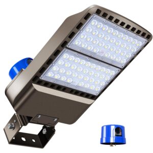 biritalo 200w led parking lot light 28000lm bright dusk to dawn flood lights outdoor with trunnion wall yoke mount 5500k commercial 85-277v ip65 waterproof shoebox barn lighting for yard,garage