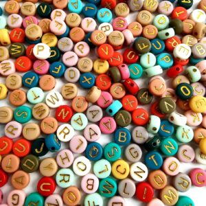 amaney 1000pcs 4x7mm round letter beads colorful acrylic with gold letter alphabet for jewelry making