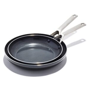 oxo agility series 9.5" and 11” frying pan skillet set, ceramic nonstick cookware pfas-free induction suitable quick even heating, stainless steel handle, chip-free rims dishwasher and oven safe black