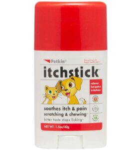 petkin anti itch stick for pets - simply rub on anytime to provide pain & itching relief for dogs & cats on contact - bitter taste stops licking & chewing - 1.5 oz net weight -ideal for home or travel