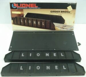 lionel raised lettering fastrack o gauge model train girder bridge