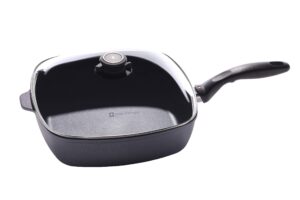 swiss diamond hd classic nonstick square fry/sauté pan w/lid - 5 qt. (11" x 11")