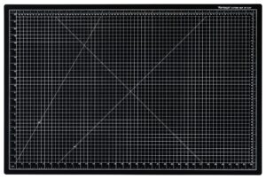 dahle vantage 10673 premium self-healing cutting mat, 24"x36", 1/2" grid, 5 layers for max healing, perfect for crafts & sewing, black