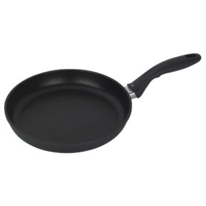 non-stick frying pan size: 10.25" diameter