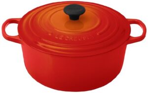 le creuset enameled cast iron signature round dutch oven, 7.25 qt., flame