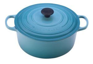 le creuset enameled cast iron signature round dutch oven, 5.5 qt., caribbean