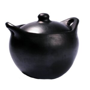 ancient cookware, rounded chamba clay soup pot, large, 6 quarts