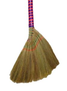 one vietnamese soft fan (straw) broom, 40 inch