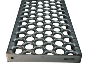 61g13122-36trd perf-o grip 13 gauge pre-galvanized steel safety grating, 36" width x 2" height x 12" depth