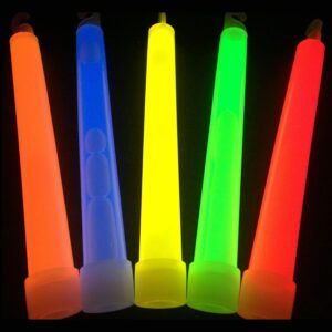 glow sticks bulk wholesale, 100 6” industrial grade orange light sticks. bright color, glow 12-14 hrs, safety glow stick with 3-year shelf life, glowwithus brand