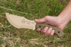 tops knives tom brown tan tracker fixed blade knife, micarta