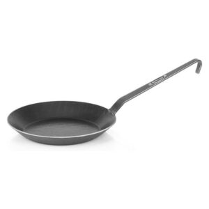 petromax wrought iron skillet, long handle pan conducts heat evenly, indoor/outdoor camping cookware for campfire or home kitchen use, stove to table serveware, 20.8"