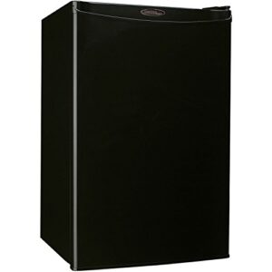 danby designer 4.4 cubic feet compact refrigerator (dcr044a2bdd) black