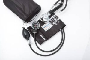 mckesson sphyg/sprague kit, aneroid sphygmomanometer and stethoscope, blood pressure with cuff, 1 count