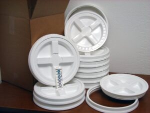 gamma seal lid, white, 12 pack - new! - boxed! - 5 gallon bucket lids (fits 3.5, 5, 6, 7 gal.) storage container lid