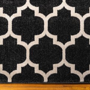 Unique Loom Trellis Collection Area Rug - Philadelphia (5' 1" x 8' Rectangle Black/Beige)