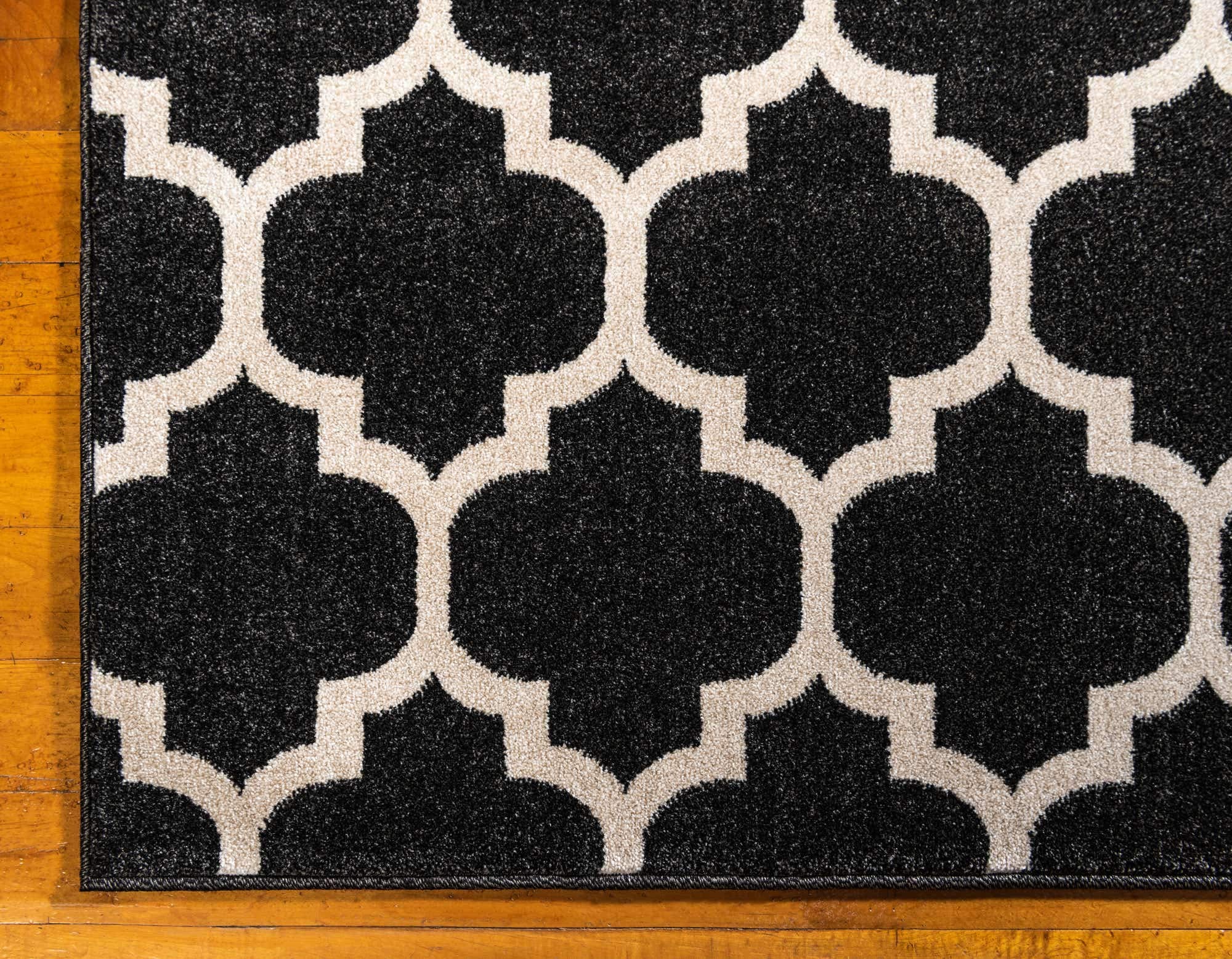 Unique Loom Trellis Collection Area Rug - Philadelphia (5' 1" x 8' Rectangle Black/Beige)