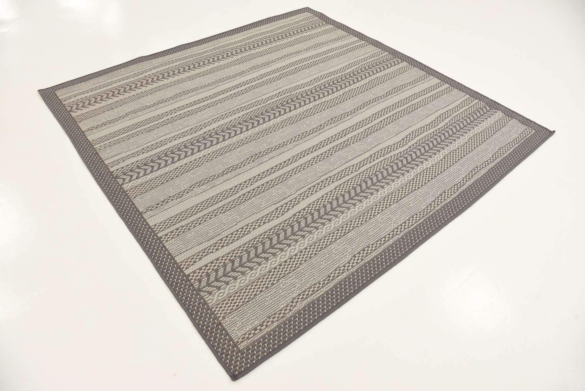 Unique Loom Outdoor Border Collection Area Rug - Lines (6' 1" Square, Gray/ Silver)