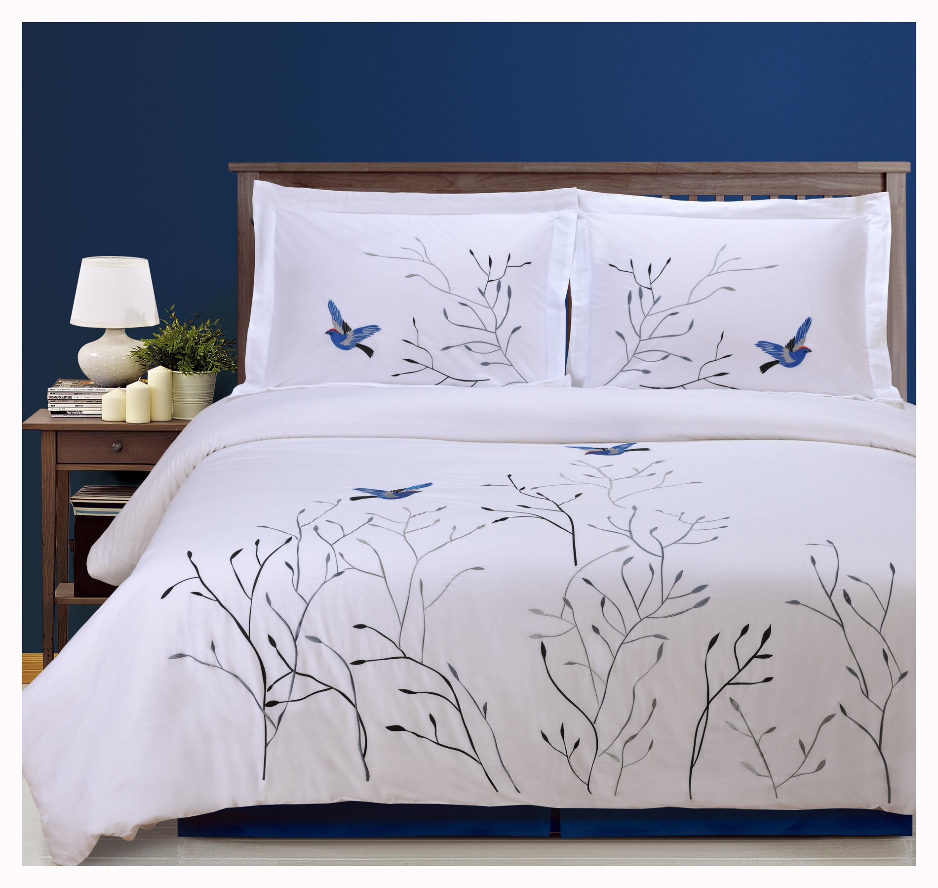 Superior 100% Cotton Percale Embroidered 3-Piece Duvet Cover Set, King/California King, Blue Swallow