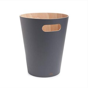 umbra woodrow, 2 gallon modern wooden trash can wastebasket or recycling bin for home or office, dark gray