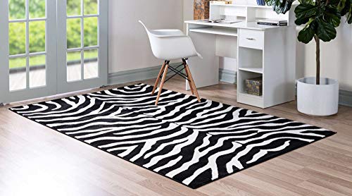 Unique Loom Wildlife Collection Area Rug - Okapi (7' 1" x 10' Rectangle Black/Cream)