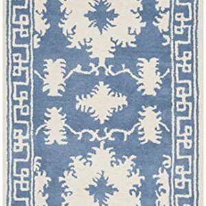 SAFAVIEH Bella Collection 2'6" x 4' Blue/Ivory BEL132A Handmade Premium Wool Accent Rug