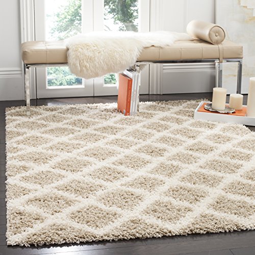 SAFAVIEH Dallas Shag Collection Area Rug - 5'1" x 7'6", Beige & Ivory, Trellis Design, Non-Shedding & Easy Care, 1.5-inch Thick Ideal for High Traffic Areas in Living Room, Bedroom (SGD258D)