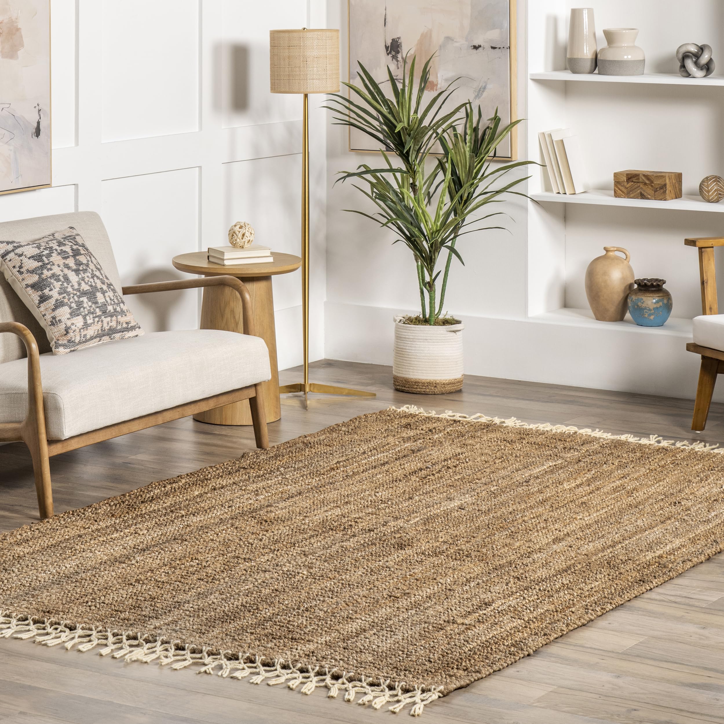 nuLOOM Raleigh Farmhouse Jute Tasseled Area Rug, 4x6, Natural