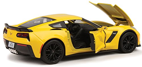 C7 Corvette Z06 1:24 Scale Diecast Model by Maisto