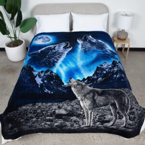 dawhud direct howling wolves fleece blanket - 50 x 60 inches soft plush blanket for men, women, and kids - cozy blanket with wolf design for home decor, camping, or outdoor use - gift for wolf lovers