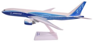 flight miniatures boeing demo (04-cur) 777-200 1:200 scale - plastic snap-fit model airplane - collectible replica of boeing aircraft part #abo-77720h-029