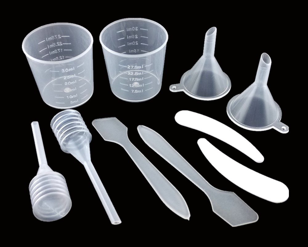 yueton 2 Sets of 5 Different Refillable Tools, Funnel/Measuring cup/Transfer Pipettes/Mask Spatula/Cosmetic Scoop