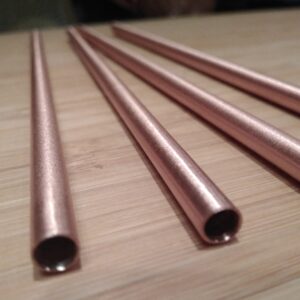 Copper straws - 100% copper drinking straws set of 4 - standard size 6.7" (17 cm) - Best size for your Moscow Mule copper mug - pure premium copper with food safe lacquer to keep the shine.