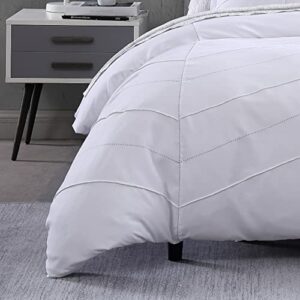 City Scene - King Size Duvet Cover Set, Smooth & Soft Bedding with Matching Shams, Modern Home Decor (Courtney White, King)