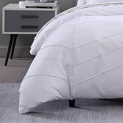 City Scene - King Size Duvet Cover Set, Smooth & Soft Bedding with Matching Shams, Modern Home Decor (Courtney White, King)