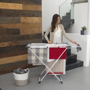 Vileda Extendable Clothes, Foldable Airer with Wheels, Aluminium Resin, White, 5.2 x 60.5 x 131.5 cm