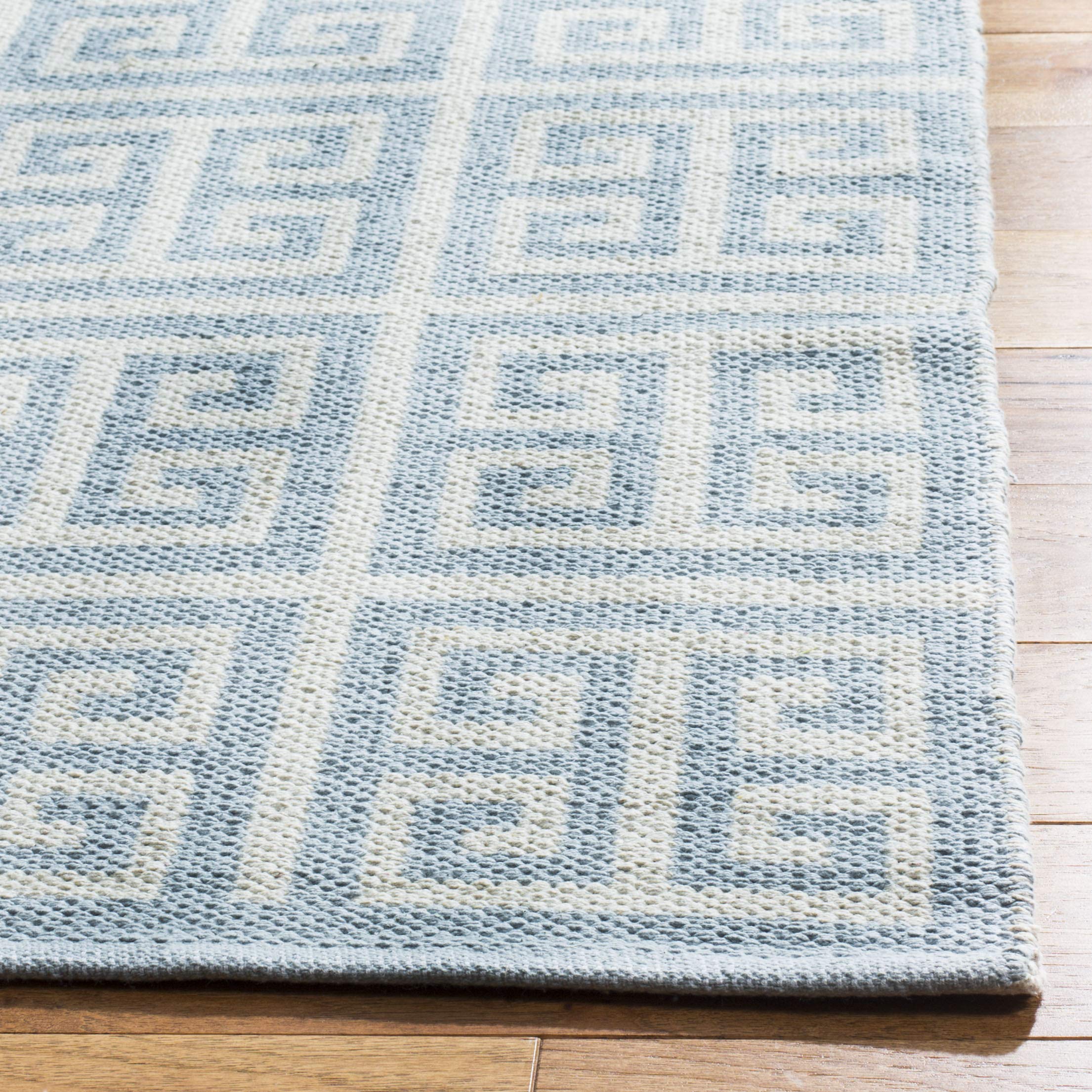 SAFAVIEH Montauk Collection Area Rug - 8' x 10', Light Blue & Ivory, Handmade Greek Key Cotton, Ideal for High Traffic Areas in Living Room, Bedroom (MTK724K)