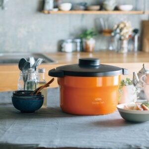 THERMOS Vacuum Warm Cooker"Shuttle Chef" KBJ-3000 OR (Orange)【Japan Domestic genuine products】