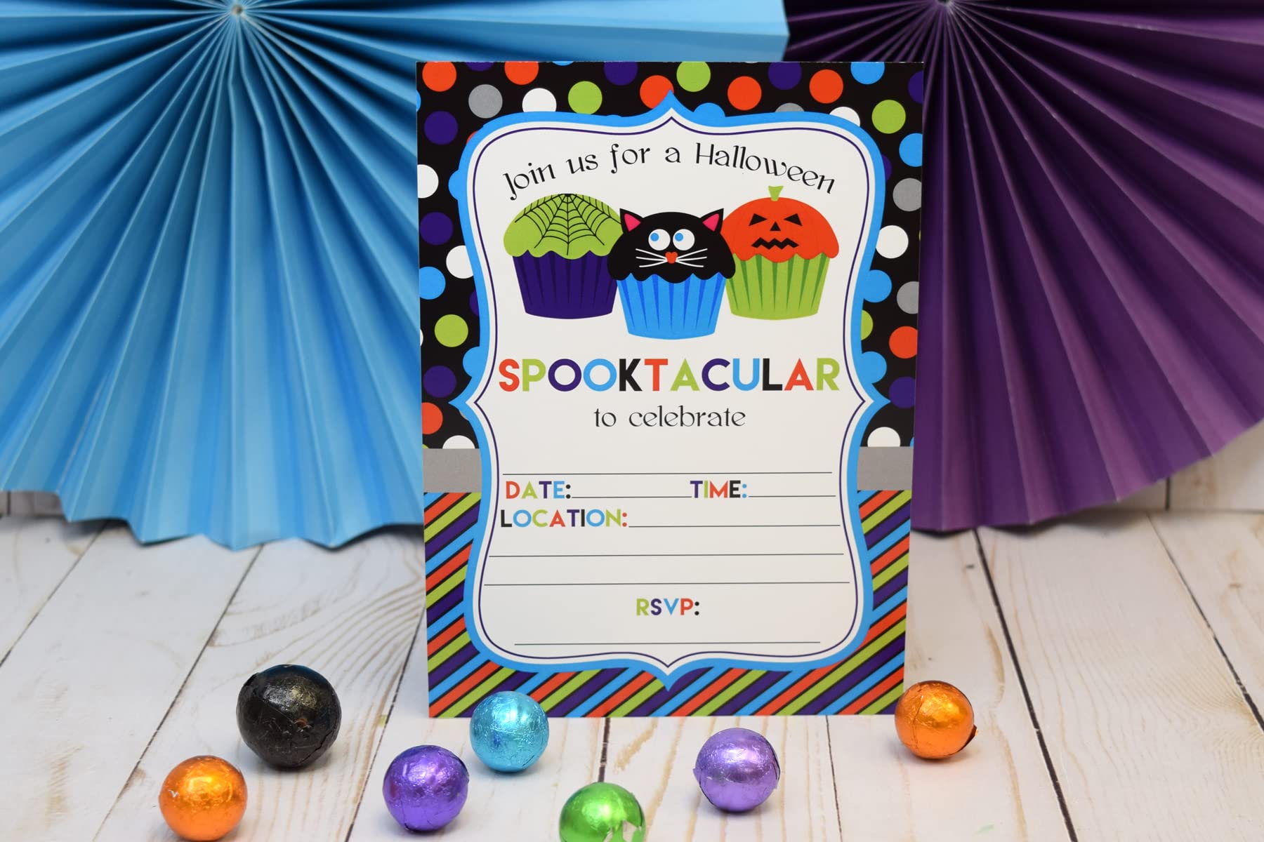 Spooktacular Halloween Cupcake Birthday Party Invitations, 20 5x7 Fill In Cards with Twenty White Envelopes by AmandaCreation