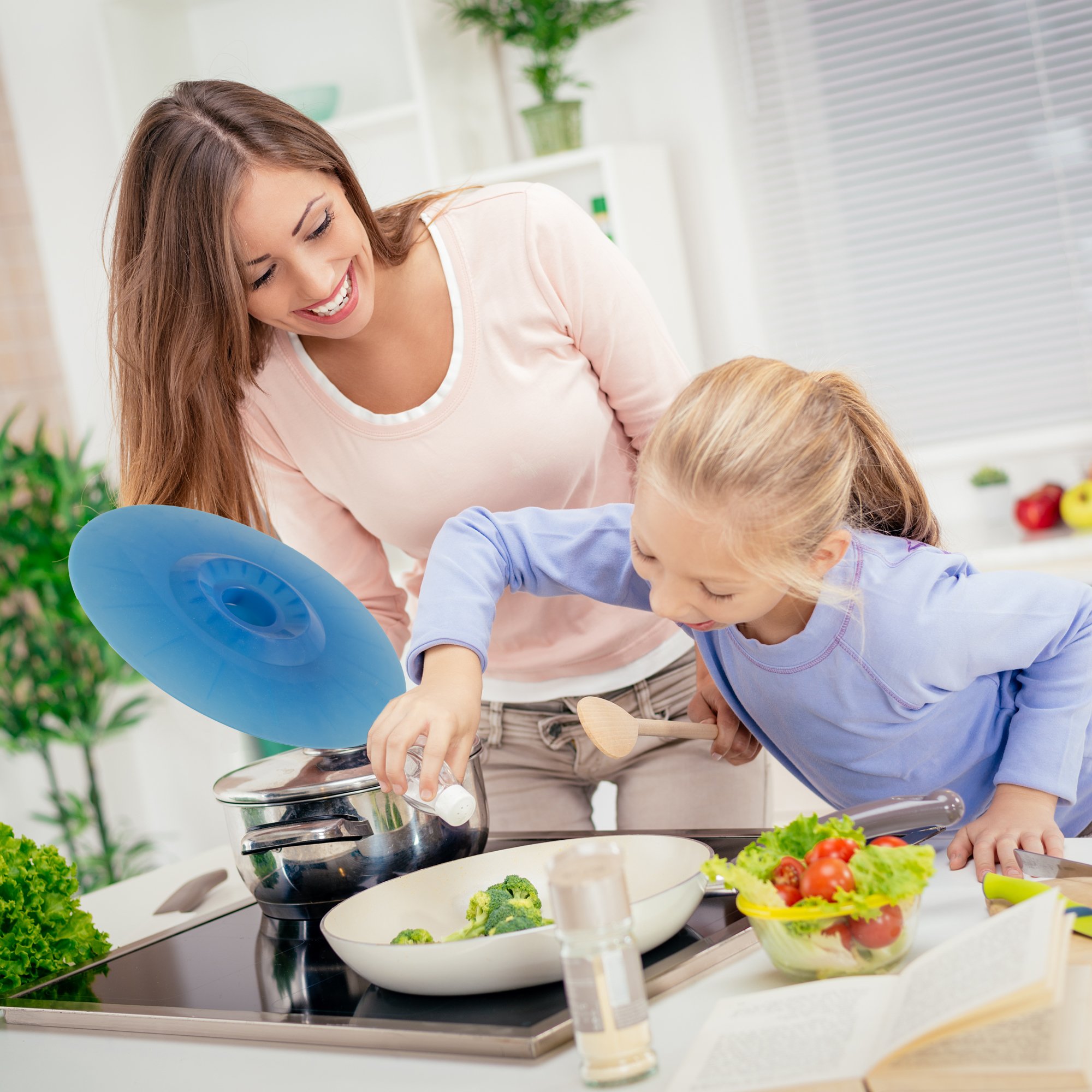 Silicone Lids Extra Large Blue Set of 6 Sturdy Suction Seal Covers. Universal fit for Pots, Fry Pans, Cups and Bowls 5" to 12". Natural grip handles that interlock for easy use and storage. Food Safe.