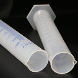 1000ml Plastic Graduated Cylinder, Printed and Molded Graduations, Single Metric Scale, Polypropylene, Karter Scientific 237O2 (Single)