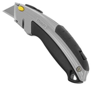 6 each: stanley utility knife (10-788)