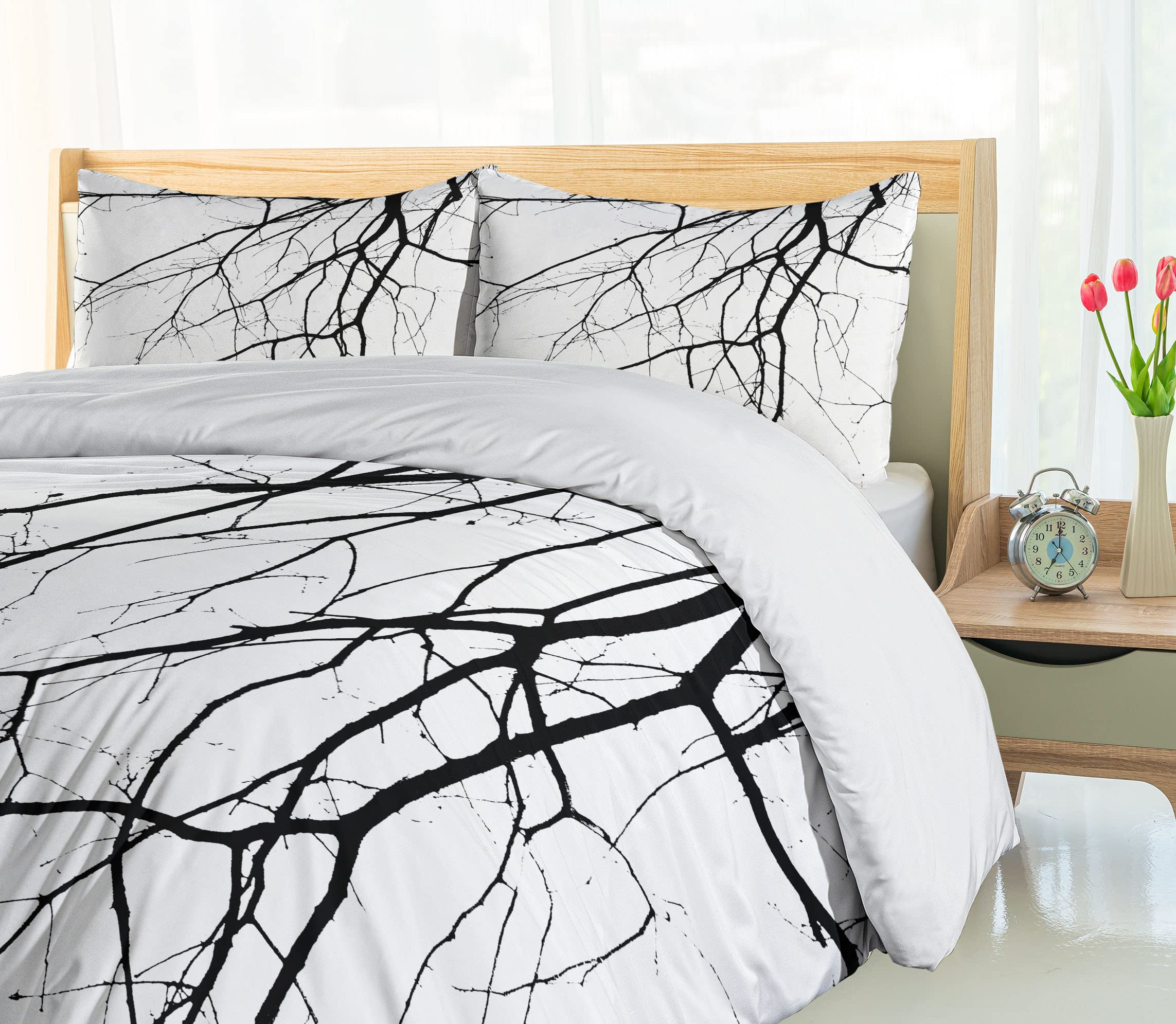 Ambesonne Black and White Duvet Cover Set, Macro Leafless Winter Tree Branches Idyllic Twigs of Oak Nature Print, Decorative 3 Piece Bedding Set with 2 Pillow Shams, King Size, Black and White