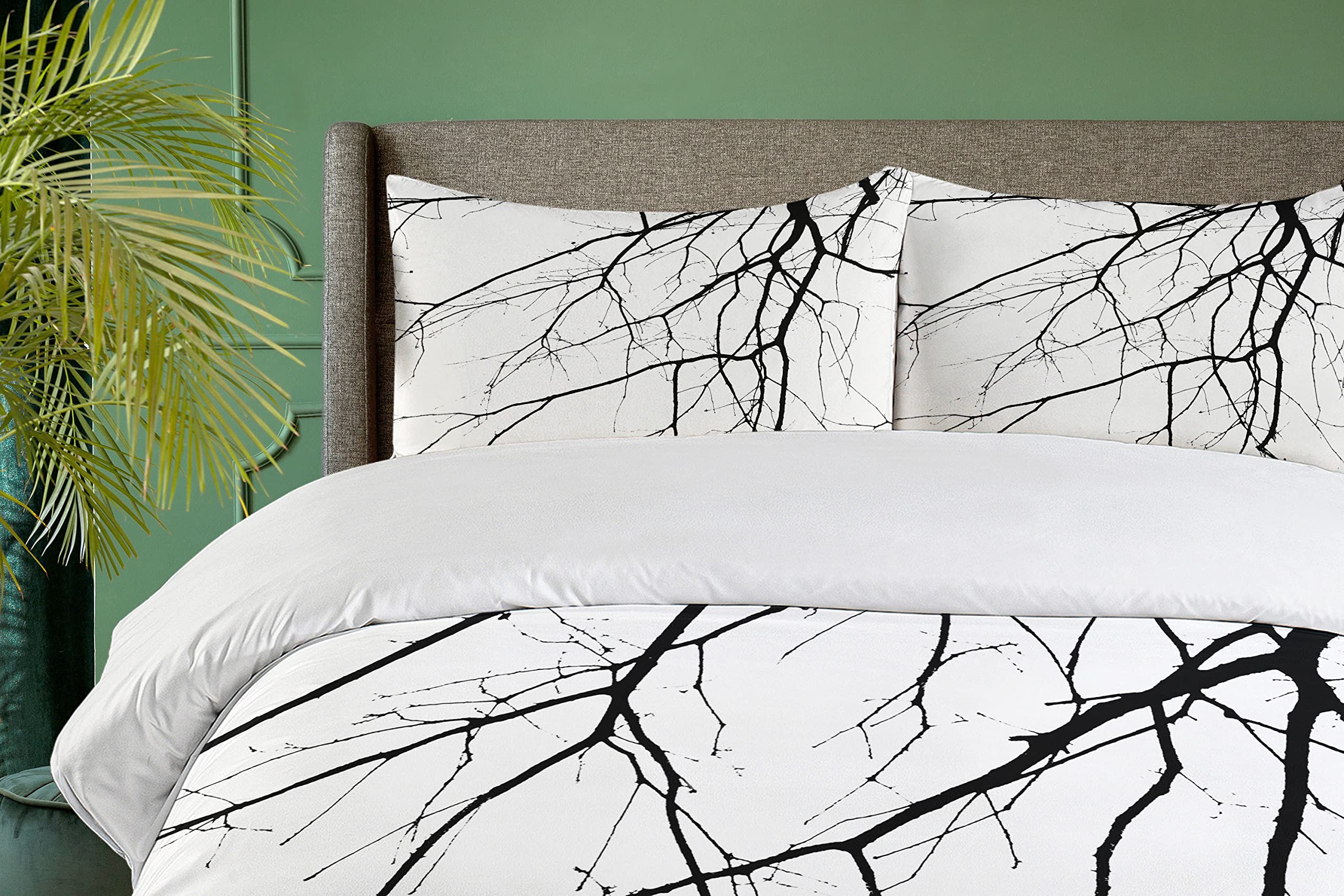 Ambesonne Black and White Duvet Cover Set, Macro Leafless Winter Tree Branches Idyllic Twigs of Oak Nature Print, Decorative 3 Piece Bedding Set with 2 Pillow Shams, King Size, Black and White