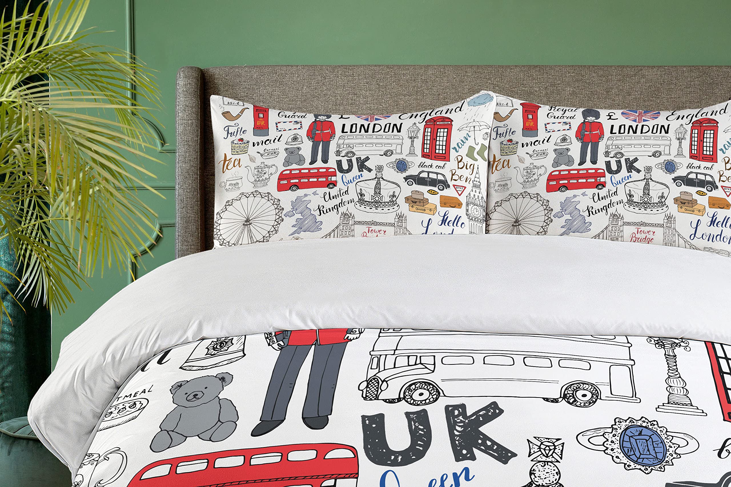 Ambesonne Hipster Duvet Cover Set, I Love London Double Decker Bus Telephone Booth Cab Crown of United Kingdom Big Ben, Decorative 3 Piece Bedding Set with 2 Pillow Shams, Queen Size, White Red