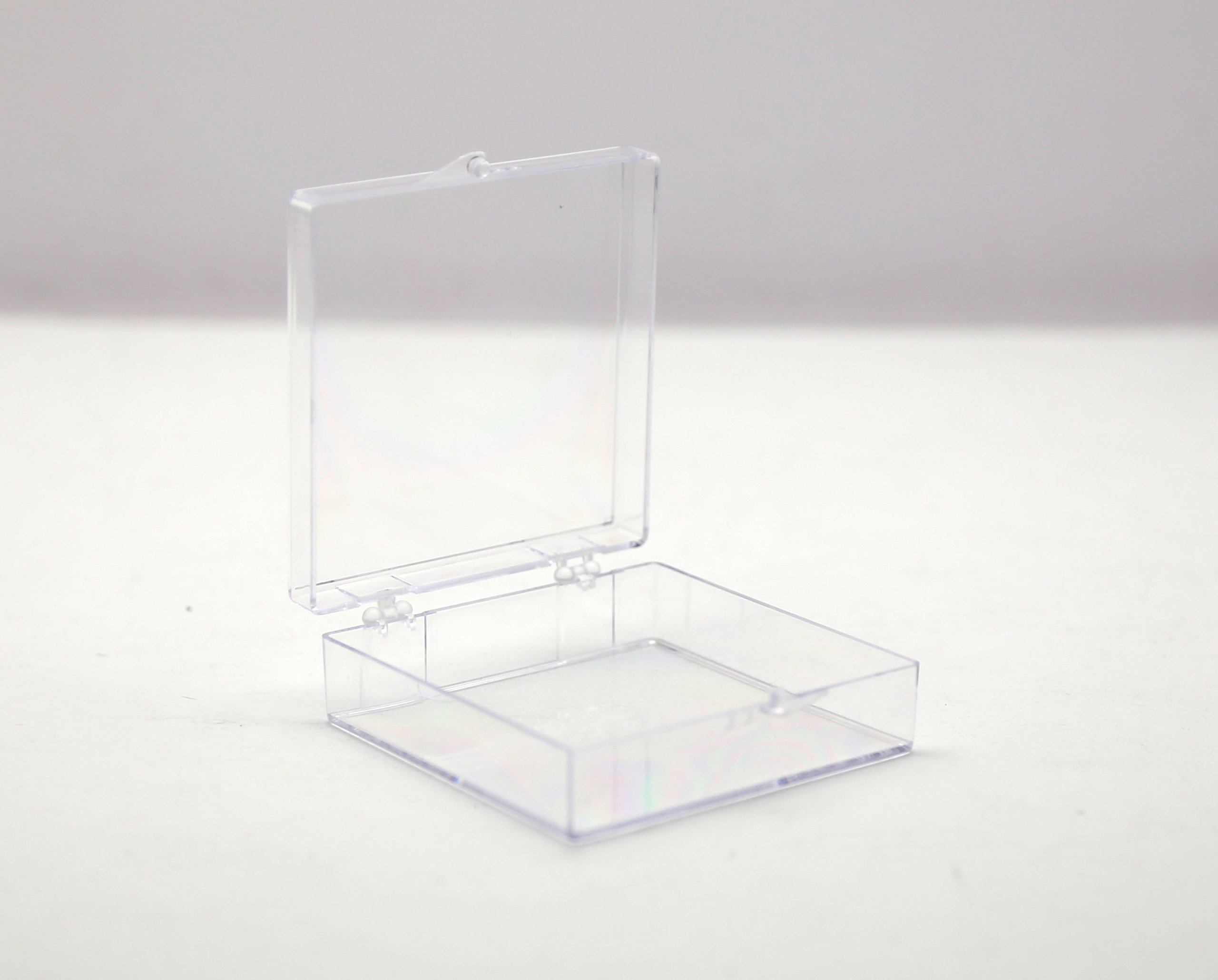 Clear Hinged Plastic Box 2 9/16" L x 2 9/16" W x 3/4" H - 20 Pieces Per Pack