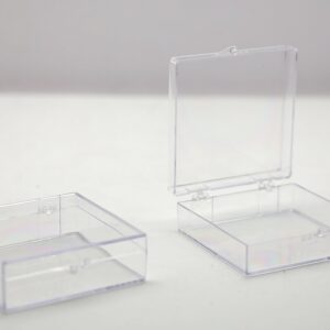 Clear Hinged Plastic Box 2 9/16" L x 2 9/16" W x 3/4" H - 20 Pieces Per Pack