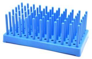 eisco (pack of 2) blue plastic peg drying rack holds 50 16mm test tubes