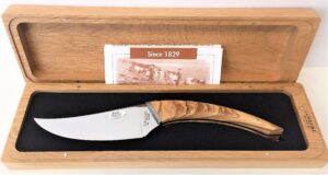 laguiole en aubrac handmade cheese knife 'le buron' kmf99oli/lzb1 olivewood handle